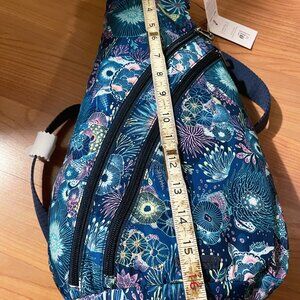 Sakroots | Bags | Sakroots Royal Blue Seascape Sea Turtles On The Go ...